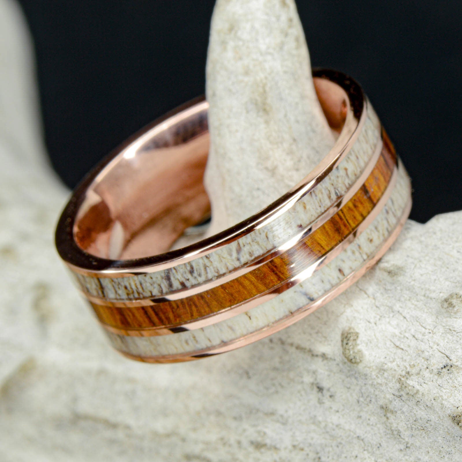 Mens Gold, Desert Ironwood, & Elk Antler Ring – Stone Forge Studios